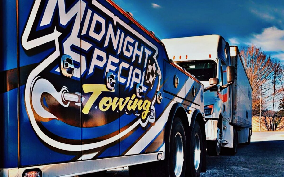 Top Rated Towing in Hickory NC | Midnight Special